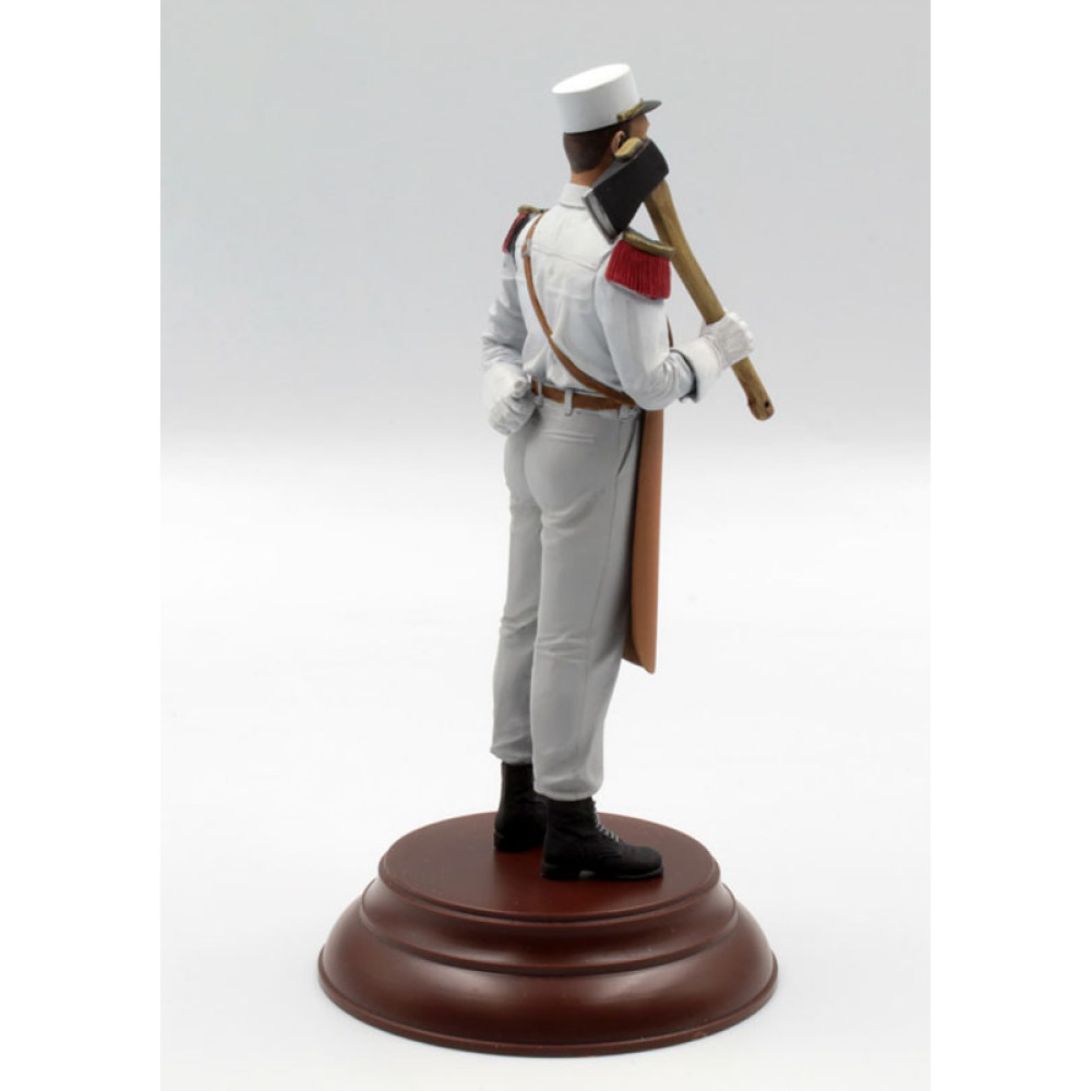 Sapper of the French Foreign Legion Figurine - Limited Edition, Scale: 1/16